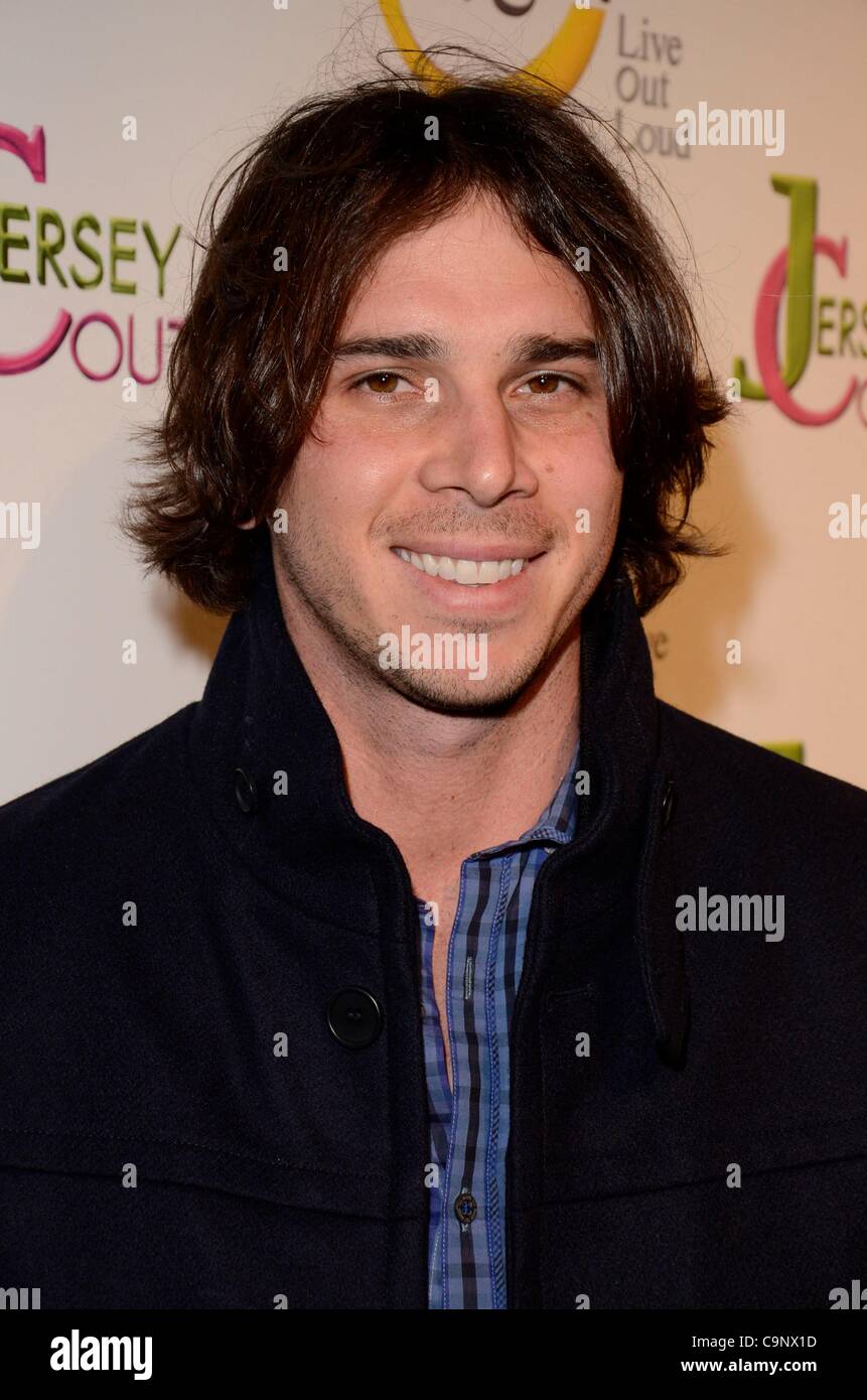Ben Flajnik at arrivals for Oxygen's Jersey Couture Pop-Up Beauty Bar ...