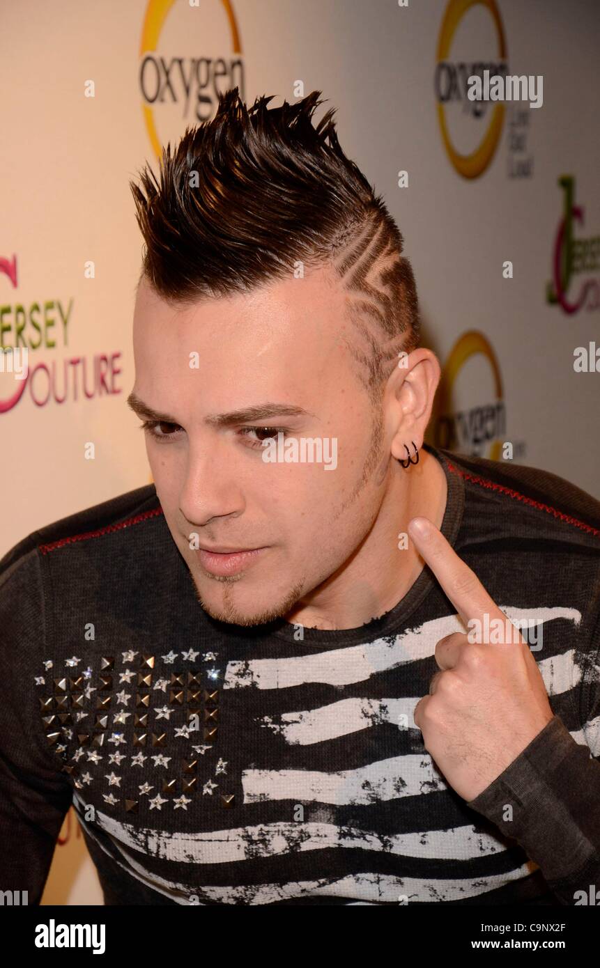 Jesse Snider at arrivals for Oxygen's Jersey Couture Pop-Up Beauty Bar ...