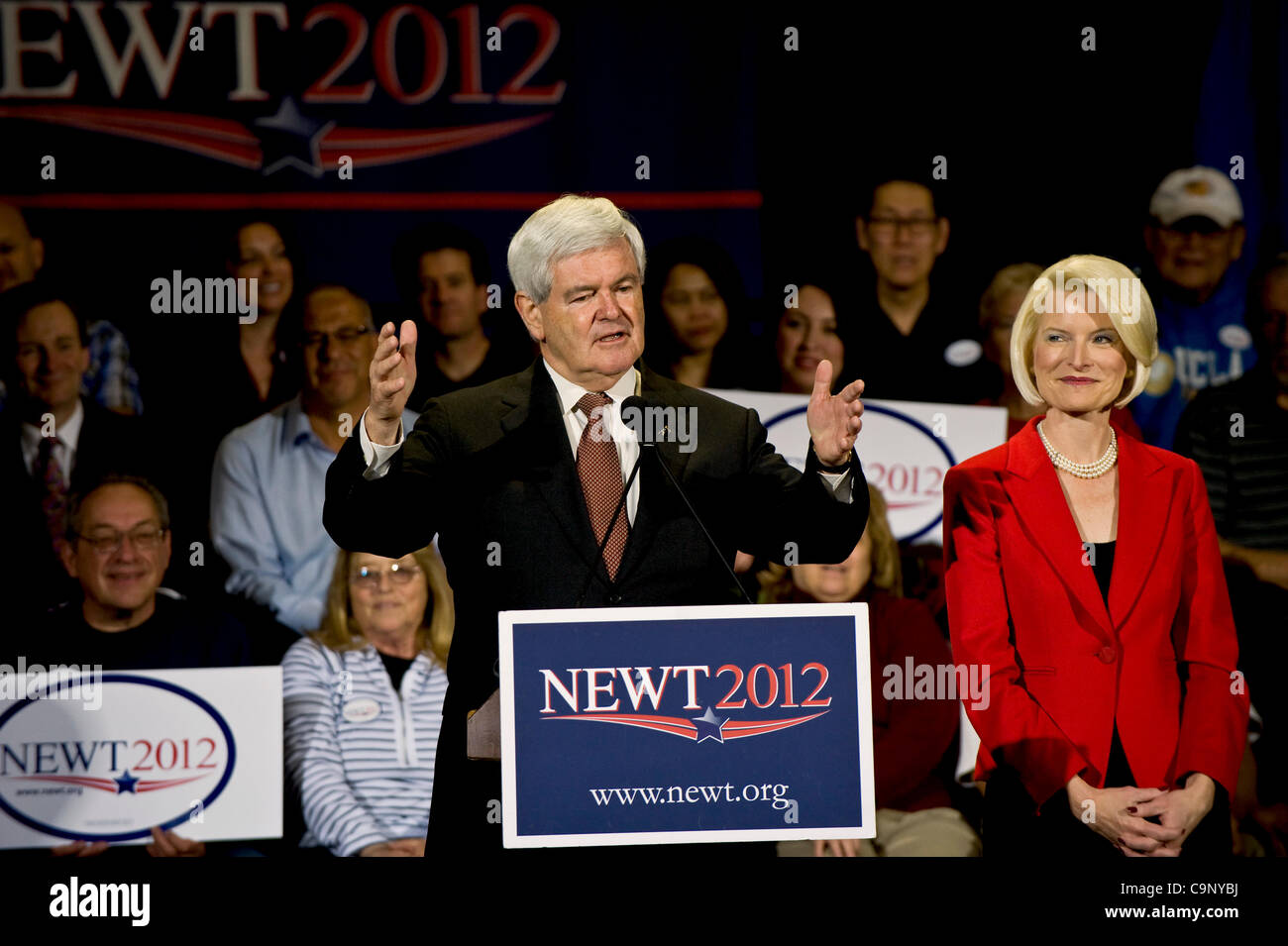Feb. 03, 2012 - Las Vegas, NV, USA - Newt and Callista Gingrich hold a ...