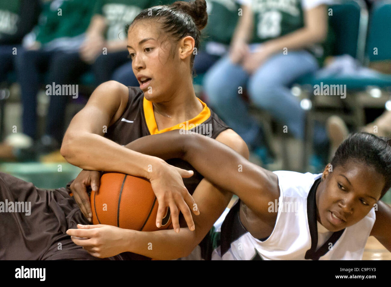 Feb. 4, 2012 - Cleveland, Ohio, U.S - Valparaiso forward Ashley Varner ...