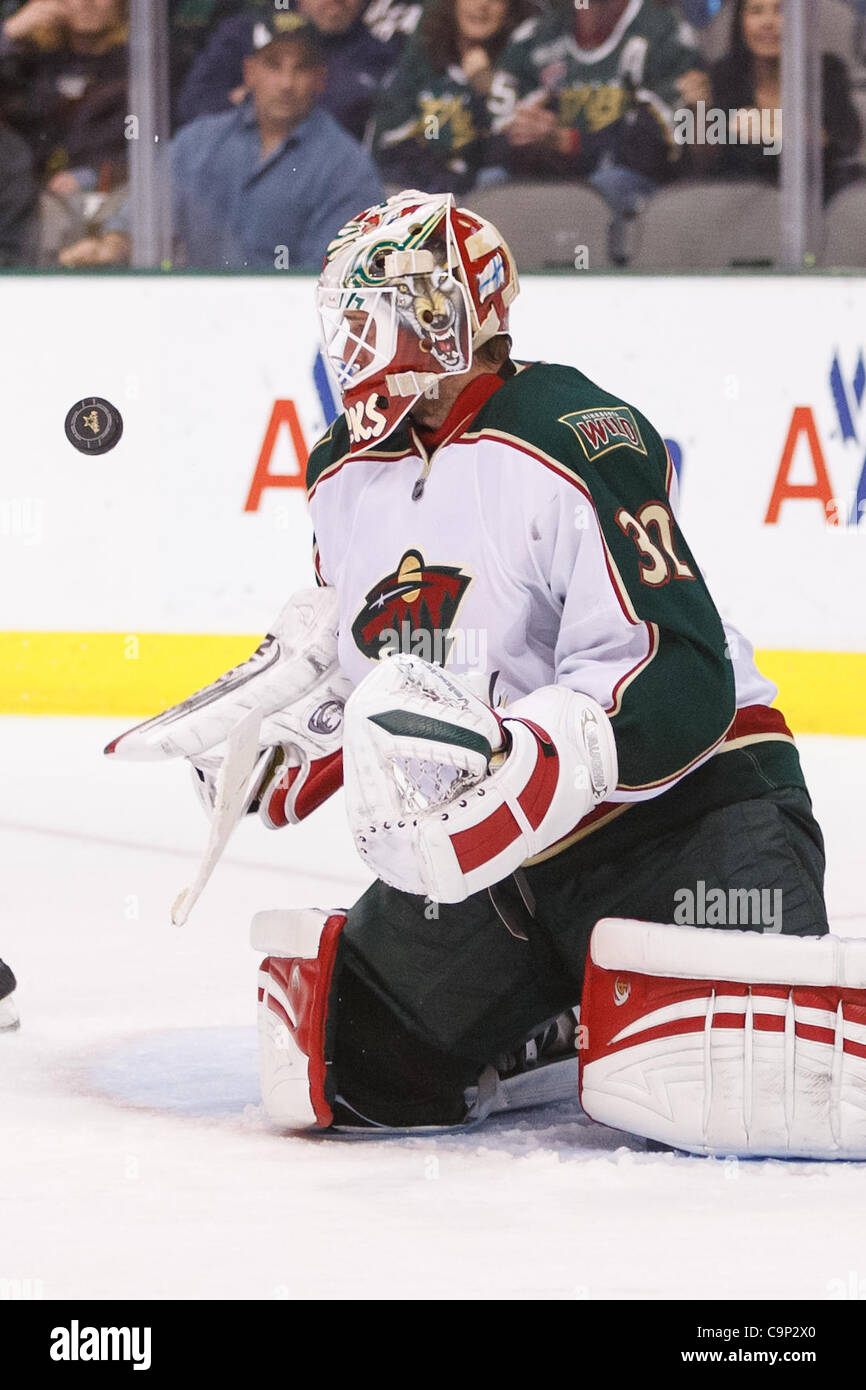Feb. 4, 2012 - Dallas, Texas, US - Minnesota Wild Goaltender Niklas ...