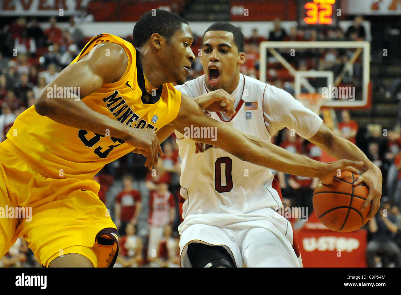 Feb. 5, 2012 - Lincoln, Nebraska, U.S - Minnesota forward Rodney ...
