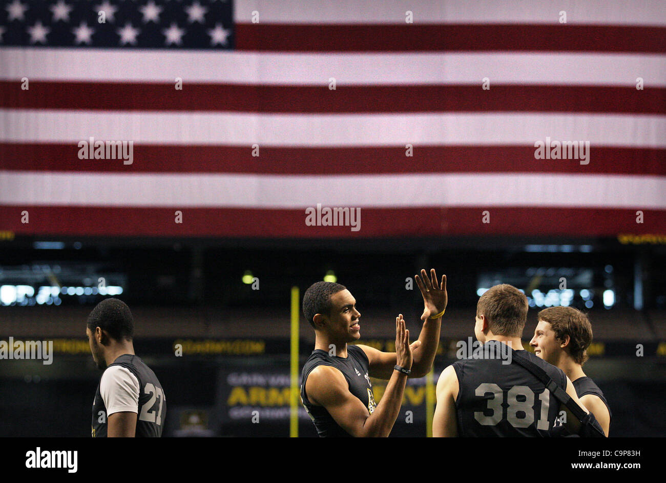 San antonio all american bowl hi-res stock photography and images - Alamy