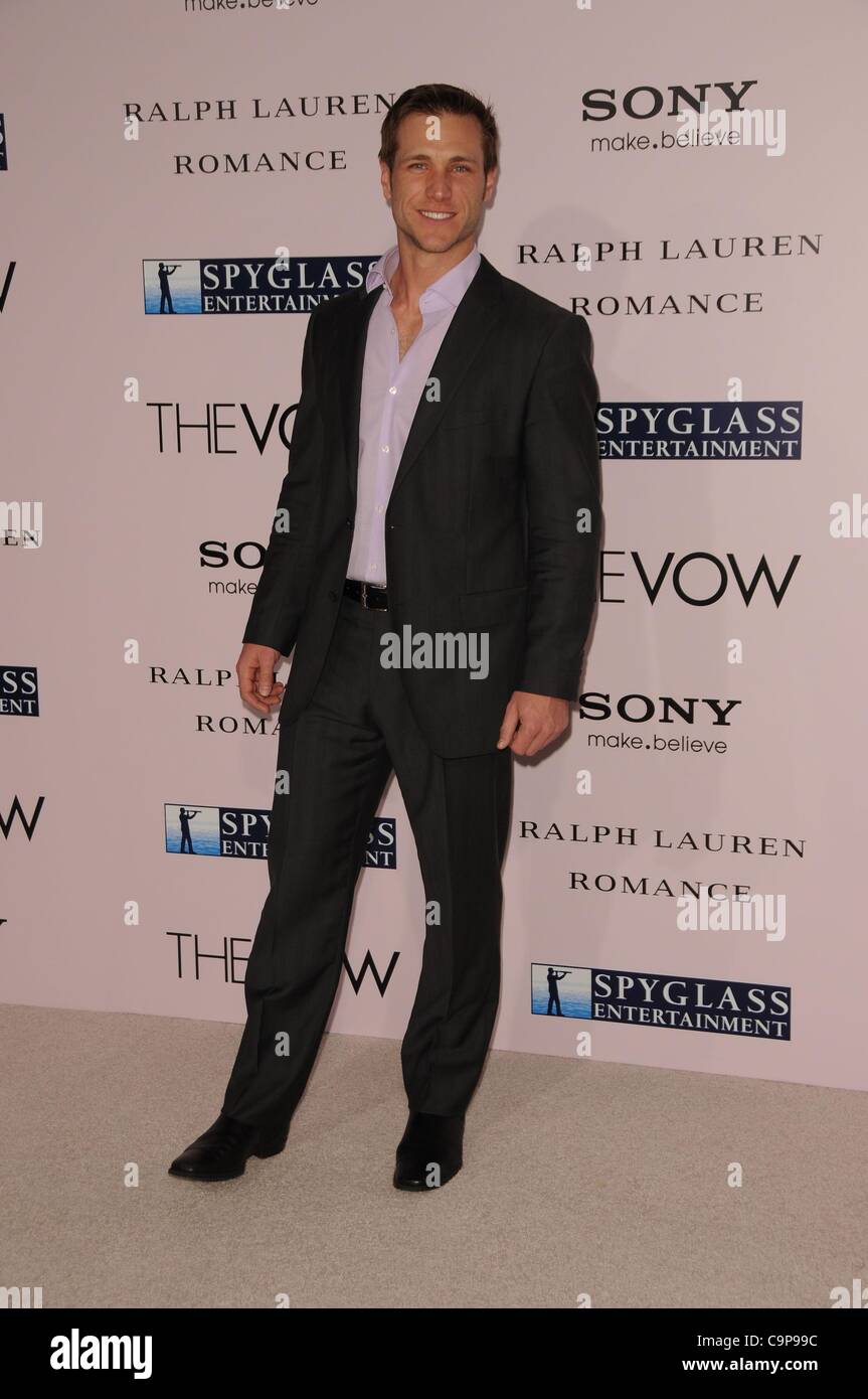 Jake Pavelka at arrivals for THE VOW Premiere, Grauman's Chinese ...