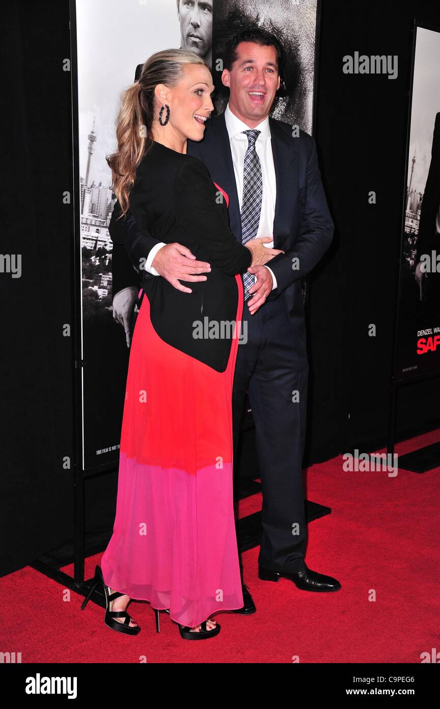 Molly Sims, Scott Stuber at arrivals for SAFE HOUSE Premiere, School of ...