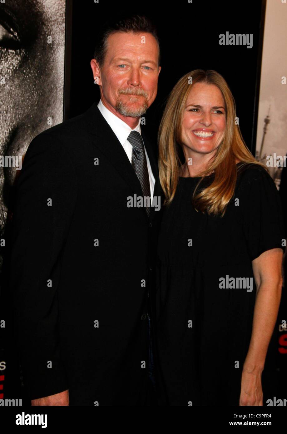 Robert Patrick at arrivals for SAFE HOUSE Premiere, School of Visual ...