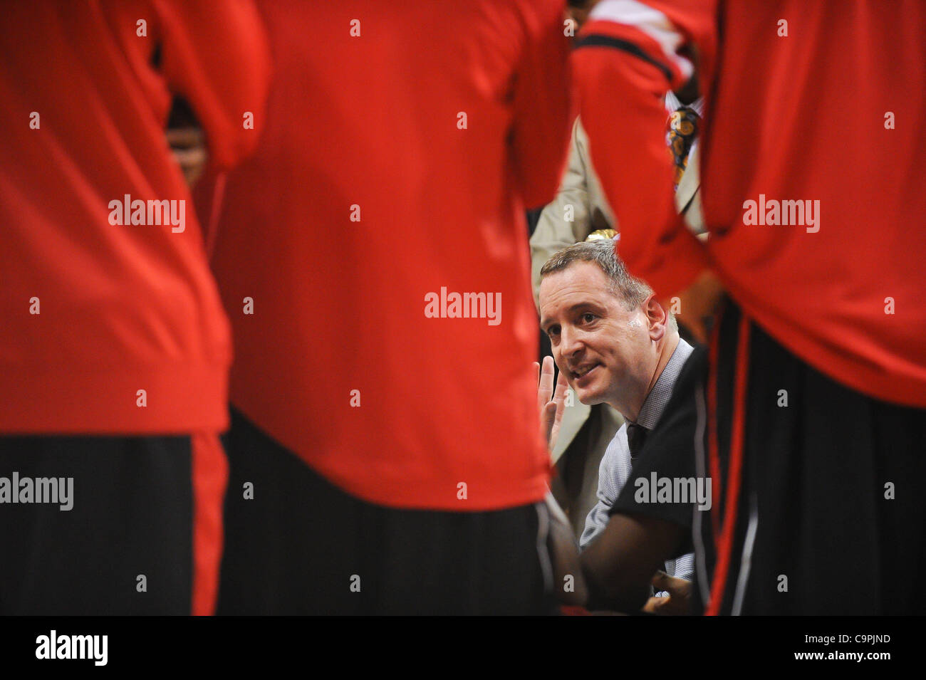 Feb. 08, 2012 - Newark, New Jersey, U.S. - Rutgers Scarlet Knights head ...