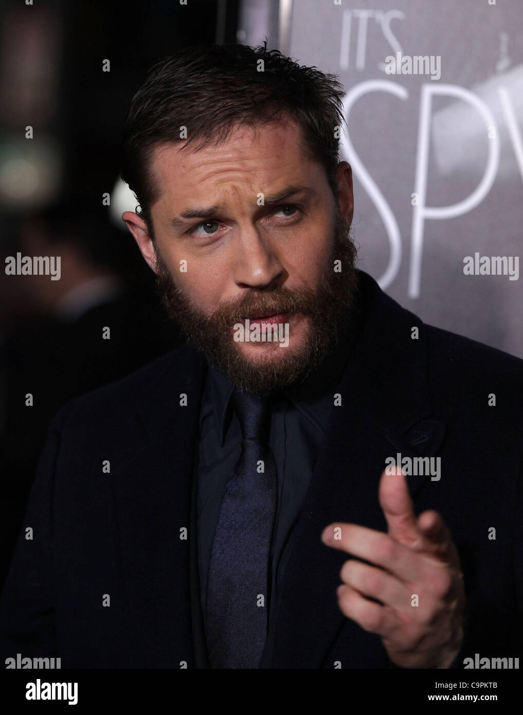 Feb. 8, 2012 - Hollywood, California, U.S. - TOM HARDY arrives for the ...