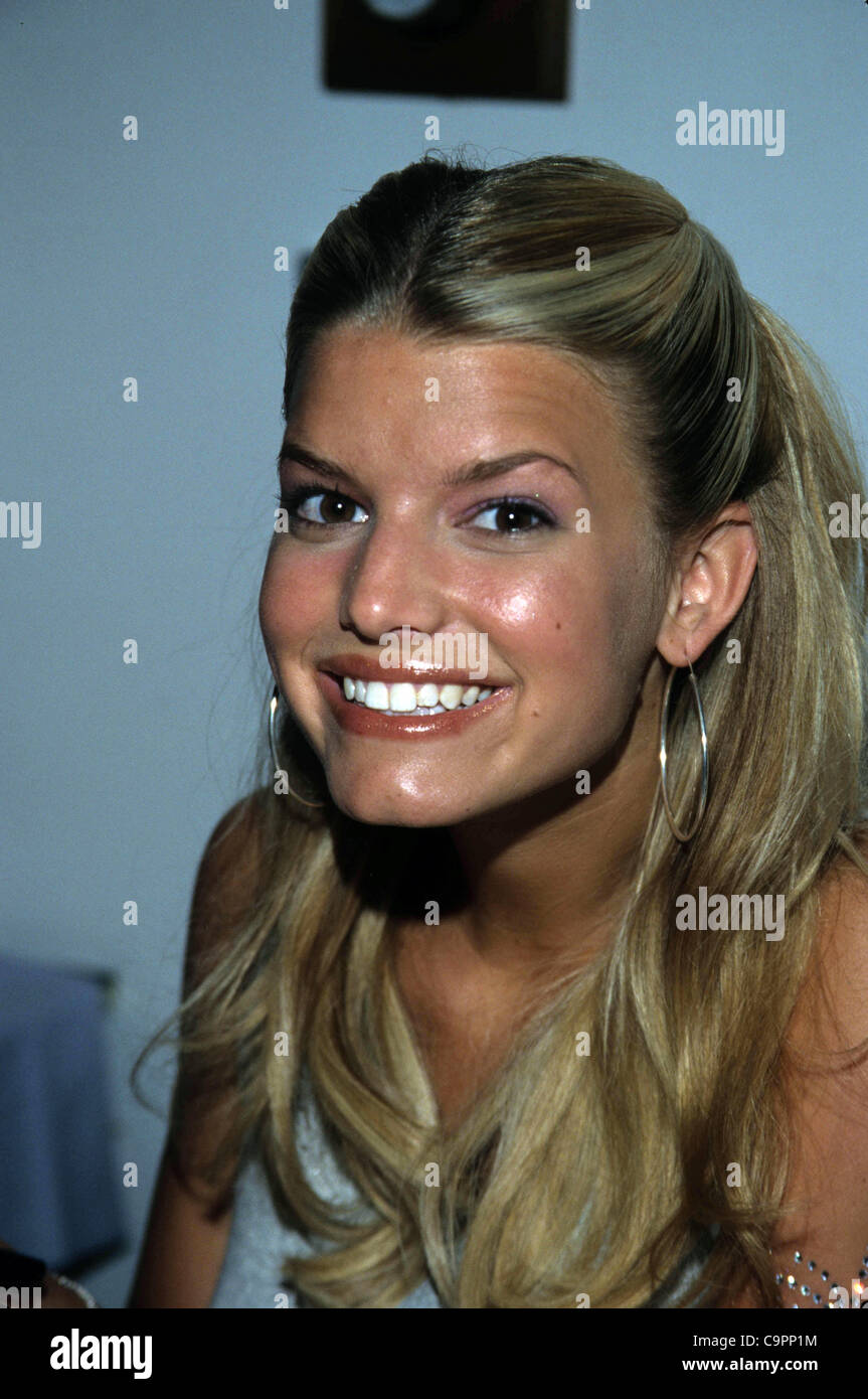 July 12, 2000 - Hollywood, California, U.S. - K19185TR.JESSICA SIMPSON ...