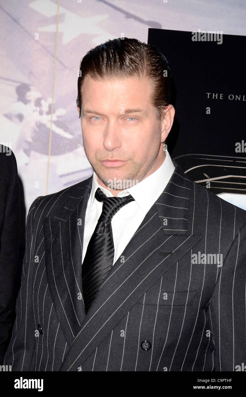 Stephen Baldwin at arrivals for ACT OF VALOR Premiere, The Intrepid ...