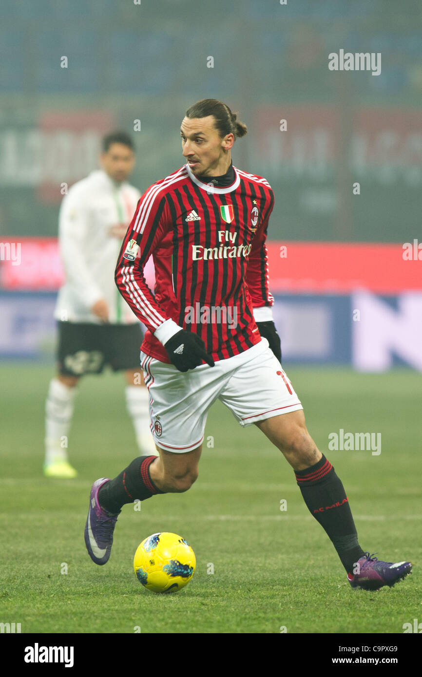 Zlatan ibrahimovic juventus hi-res stock photography and images - Alamy