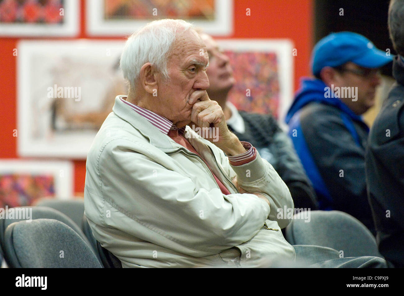 Welsh entertainer Stan Stennett at the meet the new Welsh Football ...