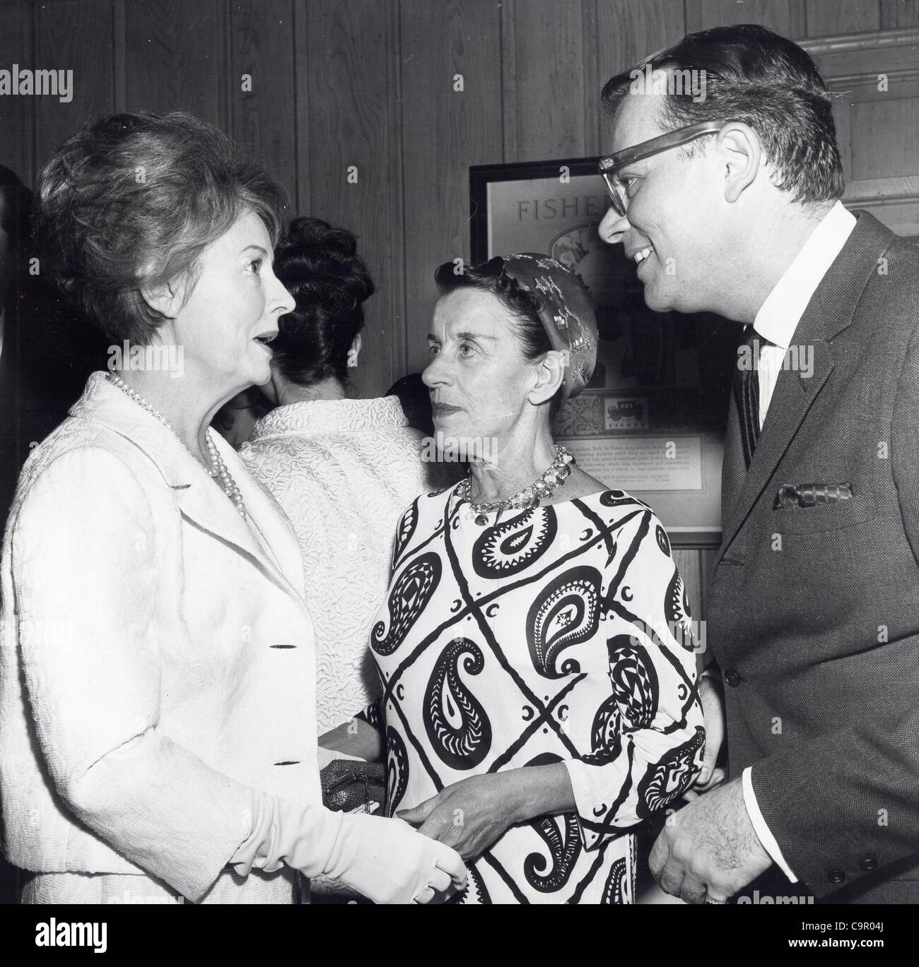 BEATRICE LILLIE Ross Hunter Irene Dunne.Ross Hunter party.Supplied by ...