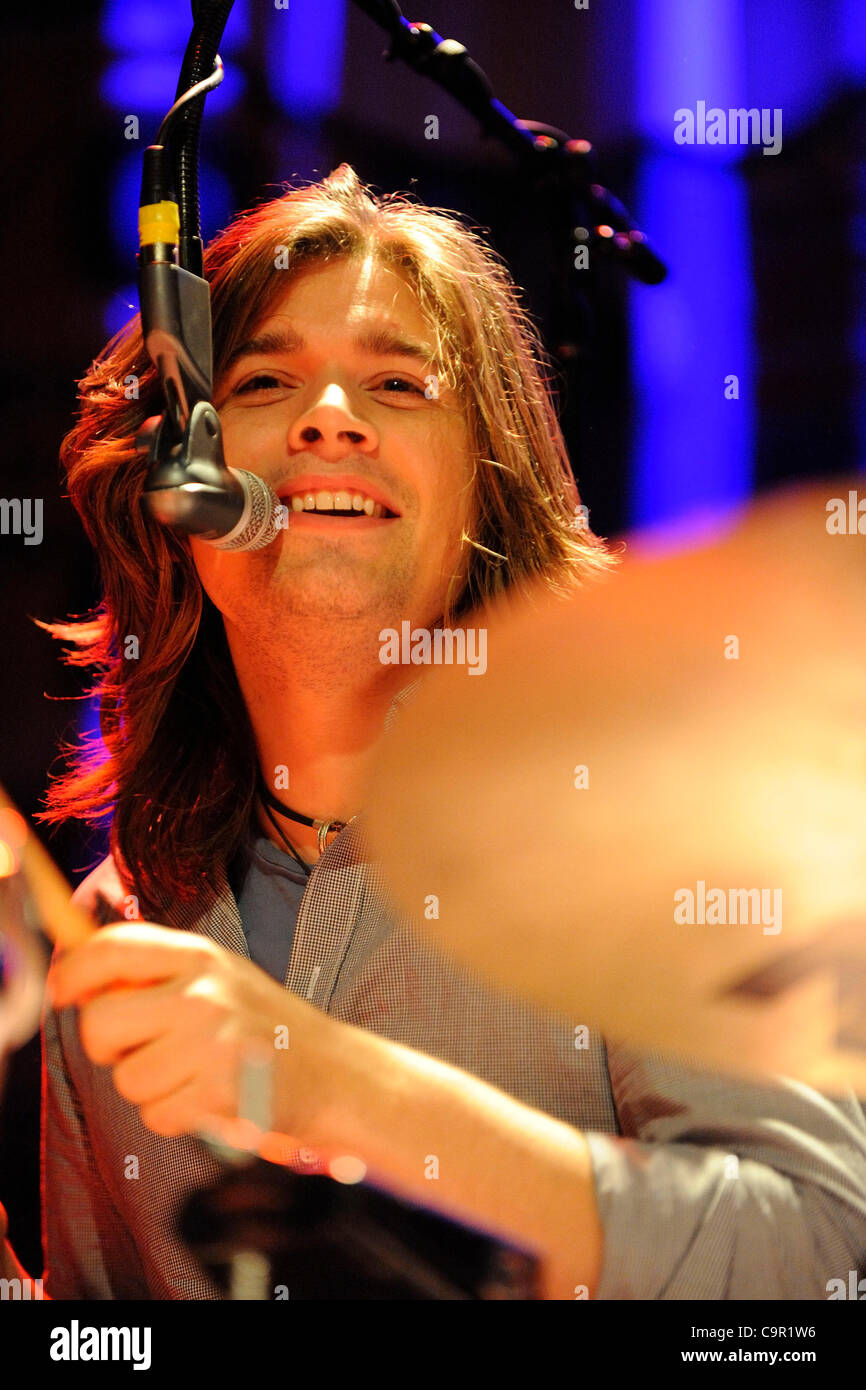 Zac hanson american pop band hi-res stock photography and images - Alamy