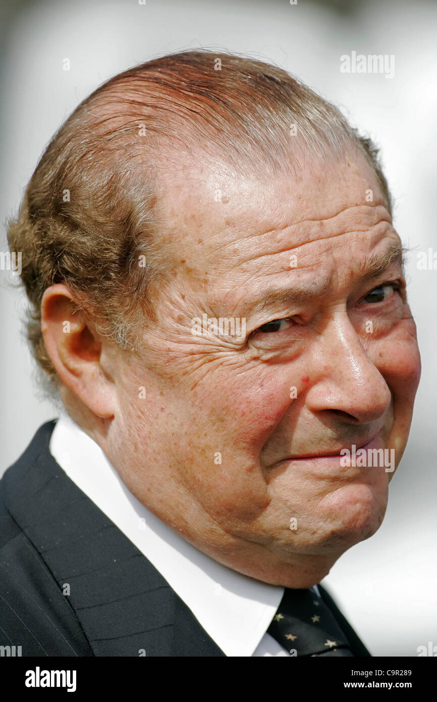 Hall-of-fame boxing promoter ROBERT "BOB" ARUM, 80, reminisces about ...