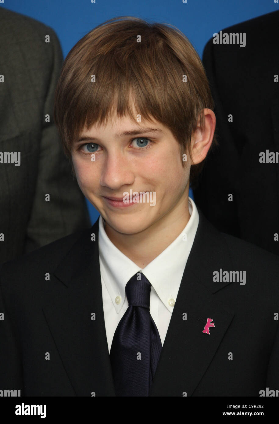 THOMAS HORN EXTREMELY LOUD & INCREDIBLY CLOSE PHOTOCALL BERLIN FILM ...