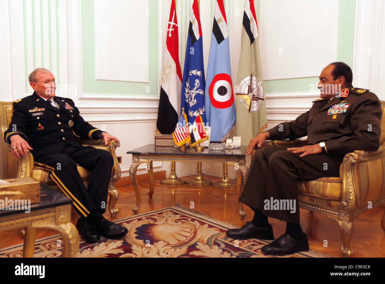 U.S. Chairman of the Joint Chiefs of Staff, Gen. Martin Dempsey, left ...