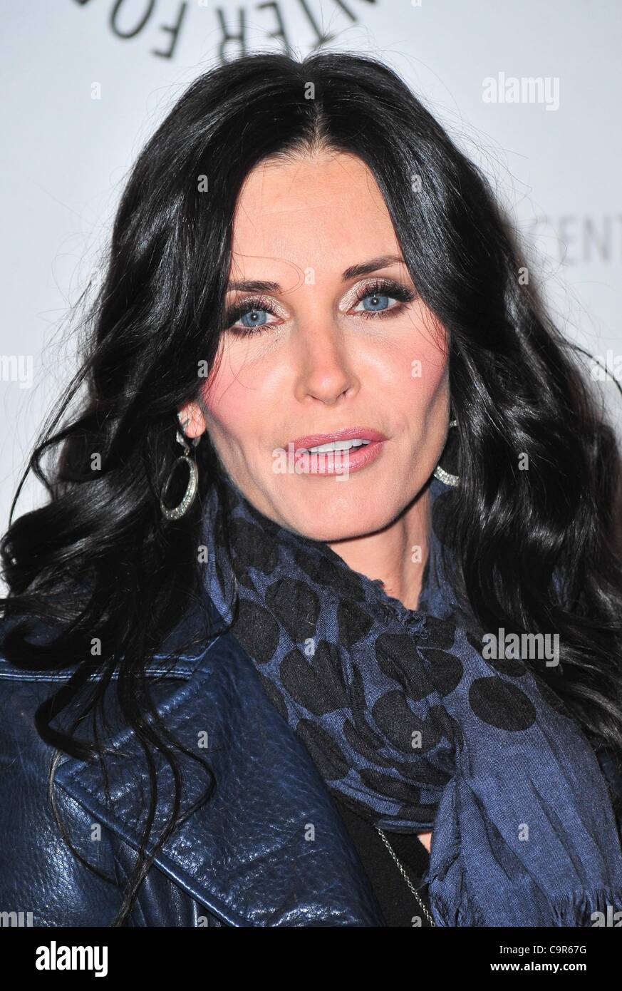 Courtney Cox at a public appearance for COUGAR TOWN Season Three ...