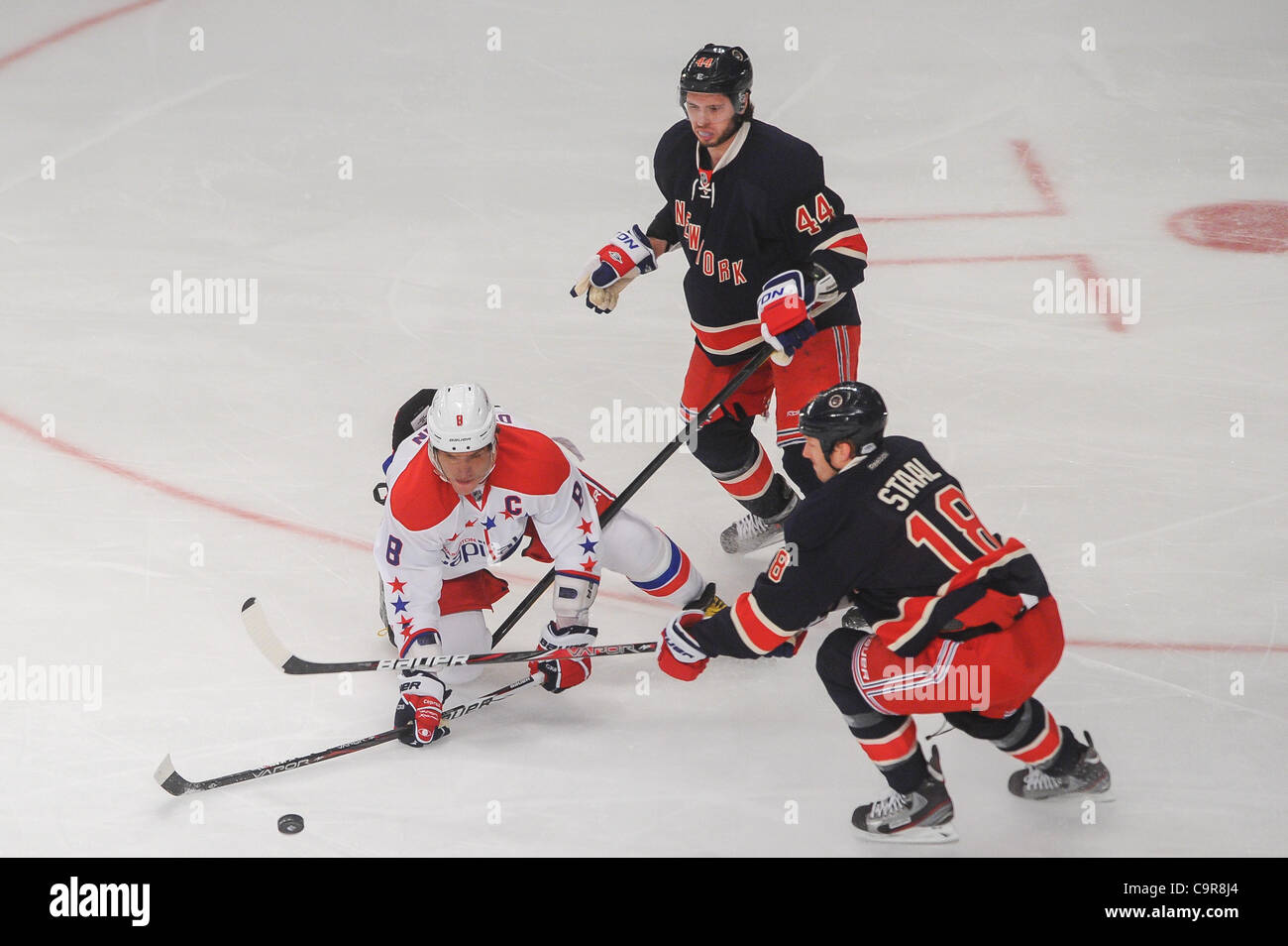 Washington capitals steve eminger 44 hi-res stock photography and ...