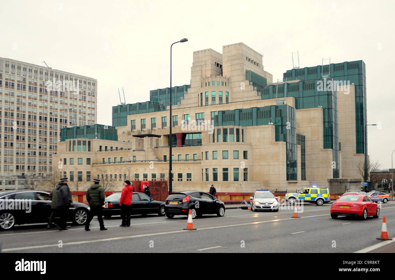 London, UK. 12/02/12. Scene from the upcoming Bond movie, Skyfall being ...