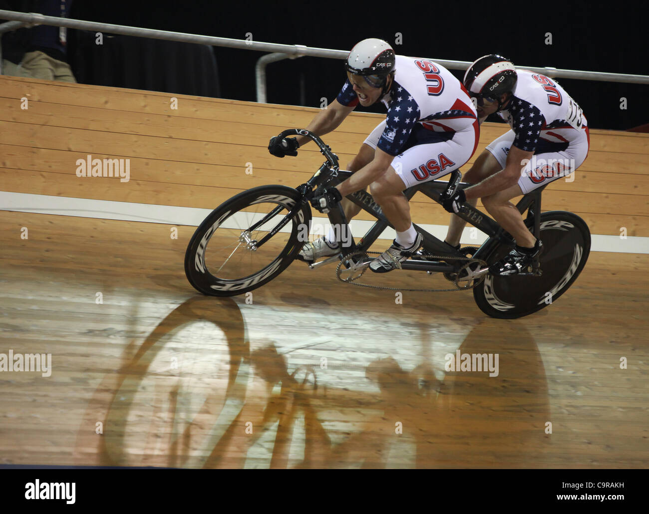 Vélo tandem hi-res stock photography and images - Alamy