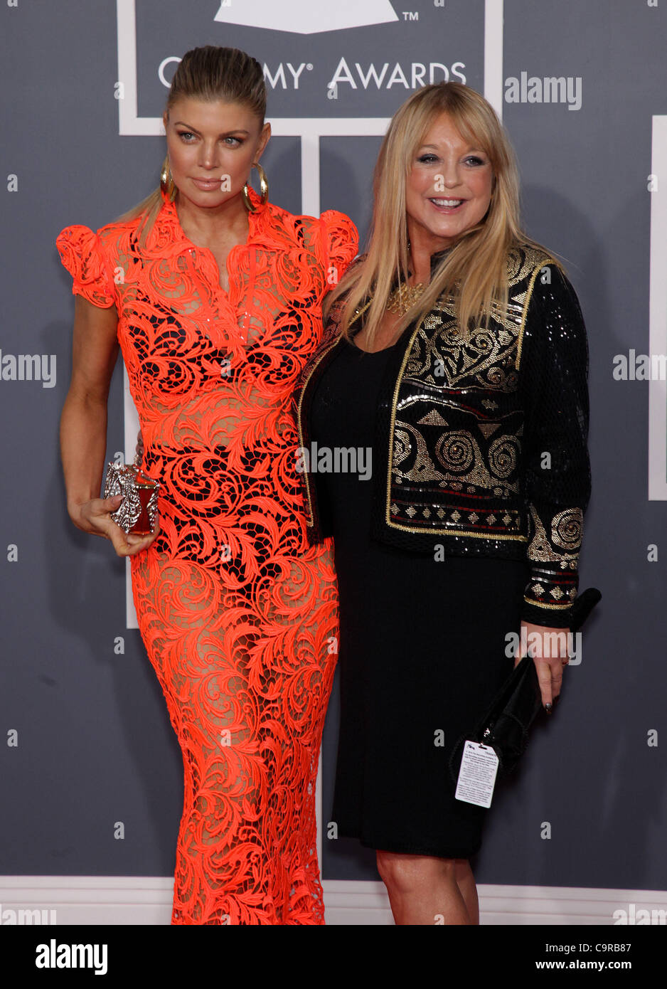 Feb. 12, 2012 - Los Angeles, California, U.S. - FERGIE & MOM arrives ...