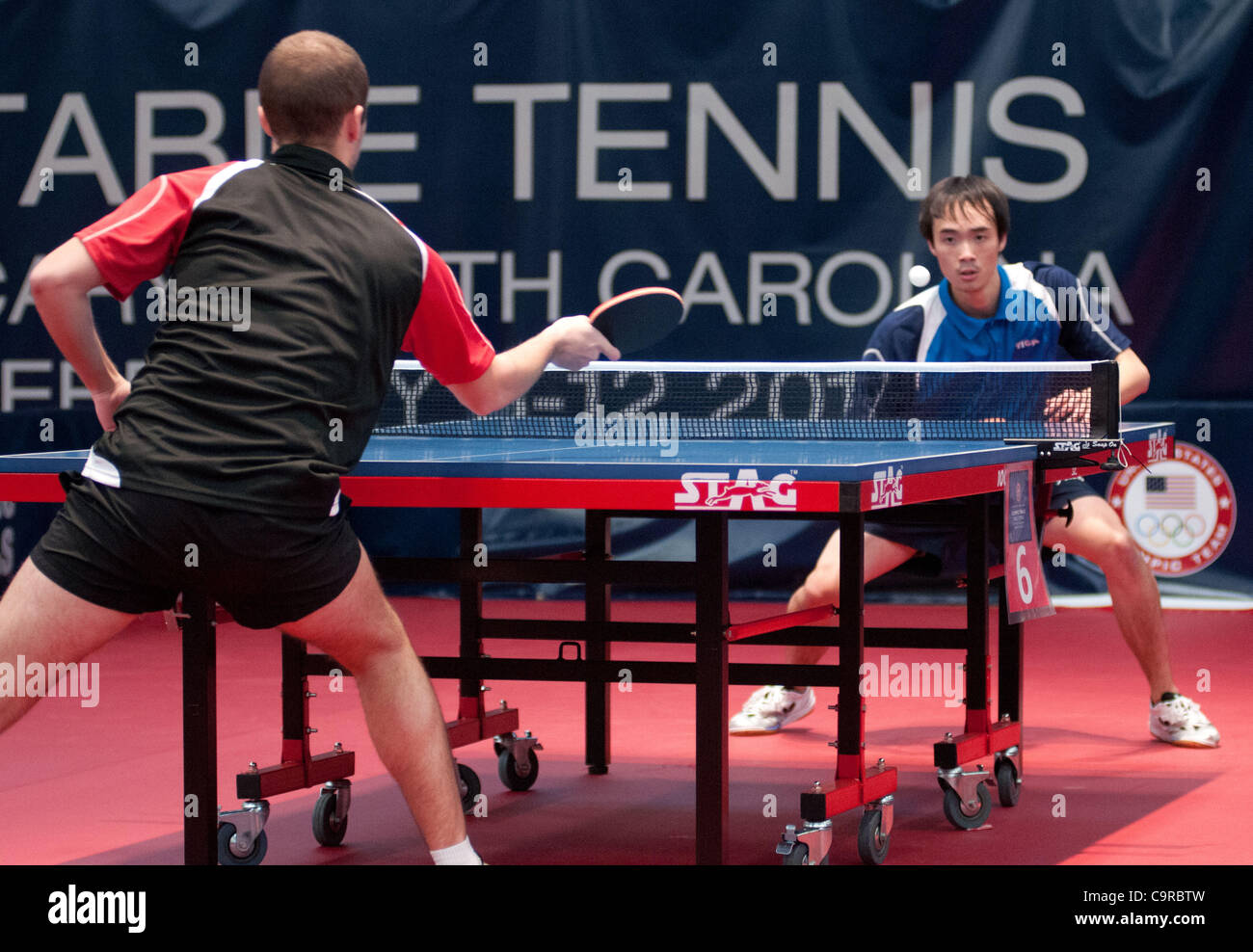 Mens mixed doubles tennis hi-res stock photography and images - Alamy