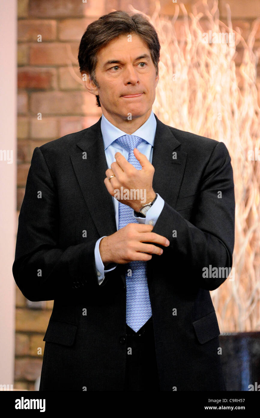 February 13, 2012 - Toronto, Canada - Dr. Mehmet Oz of Dr. Oz Show ...