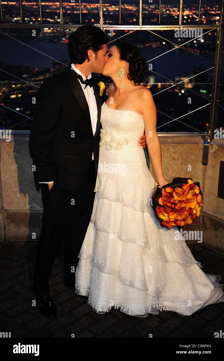 Feb. 14, 2012 - Manhattan, New York, U.S. - PAULA CUBERO and ENRIQUE ...
