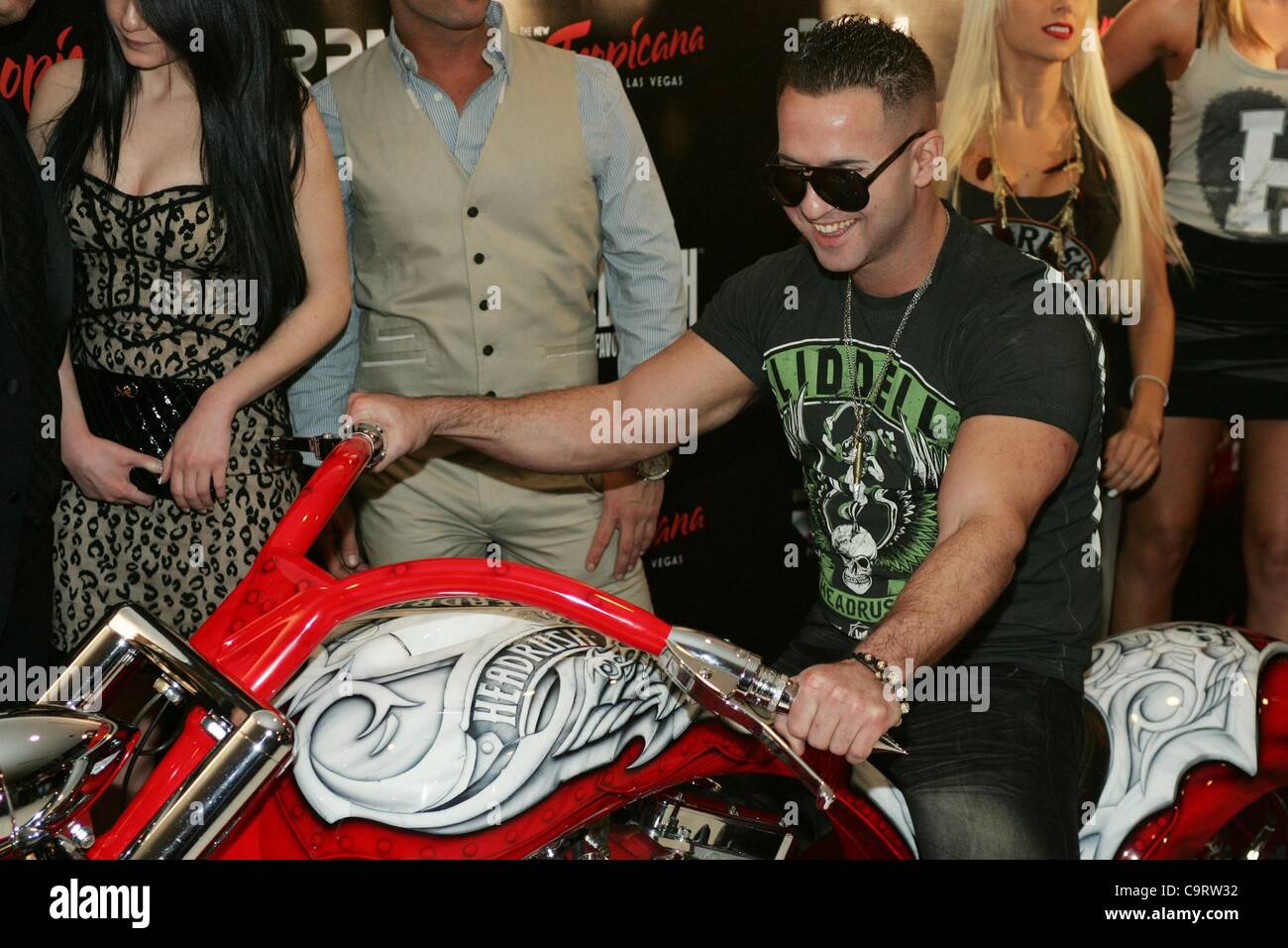Mike The Situation Sorrentino In Attendance For Official Headrush