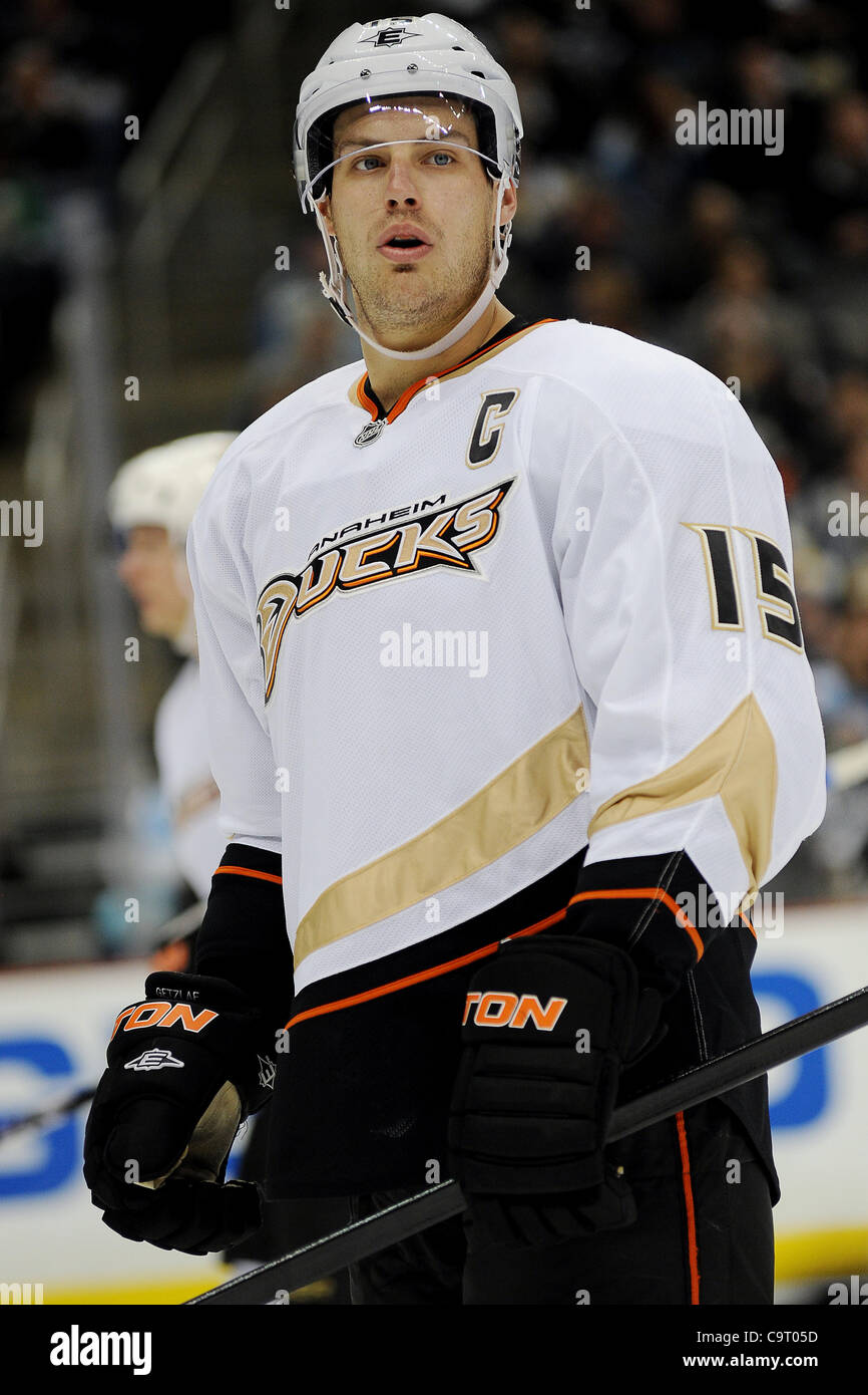 Feb. 15, 2012 - Pittsburgh, PENNSYLVANNIA, U.S - Anaheim Ducks center ...