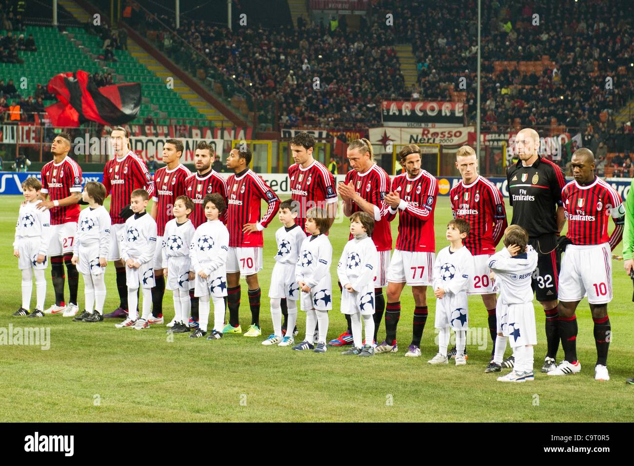 Ac milan team group line up hi-res stock photography and images - Alamy