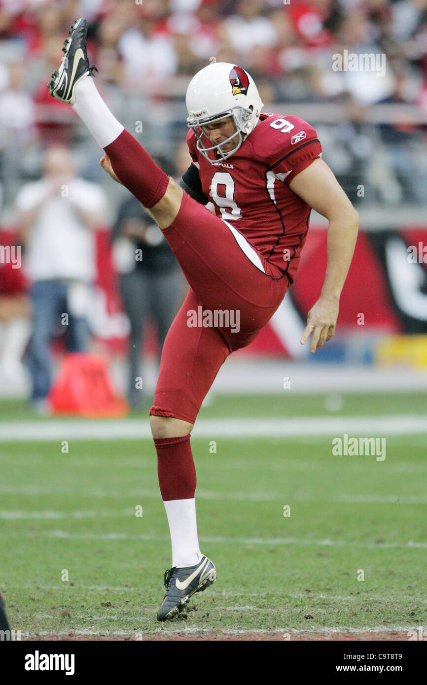 Dec. 12, 2011 - Glendale, Arizona, U.S - Arizona Cardinals punter Ben ...