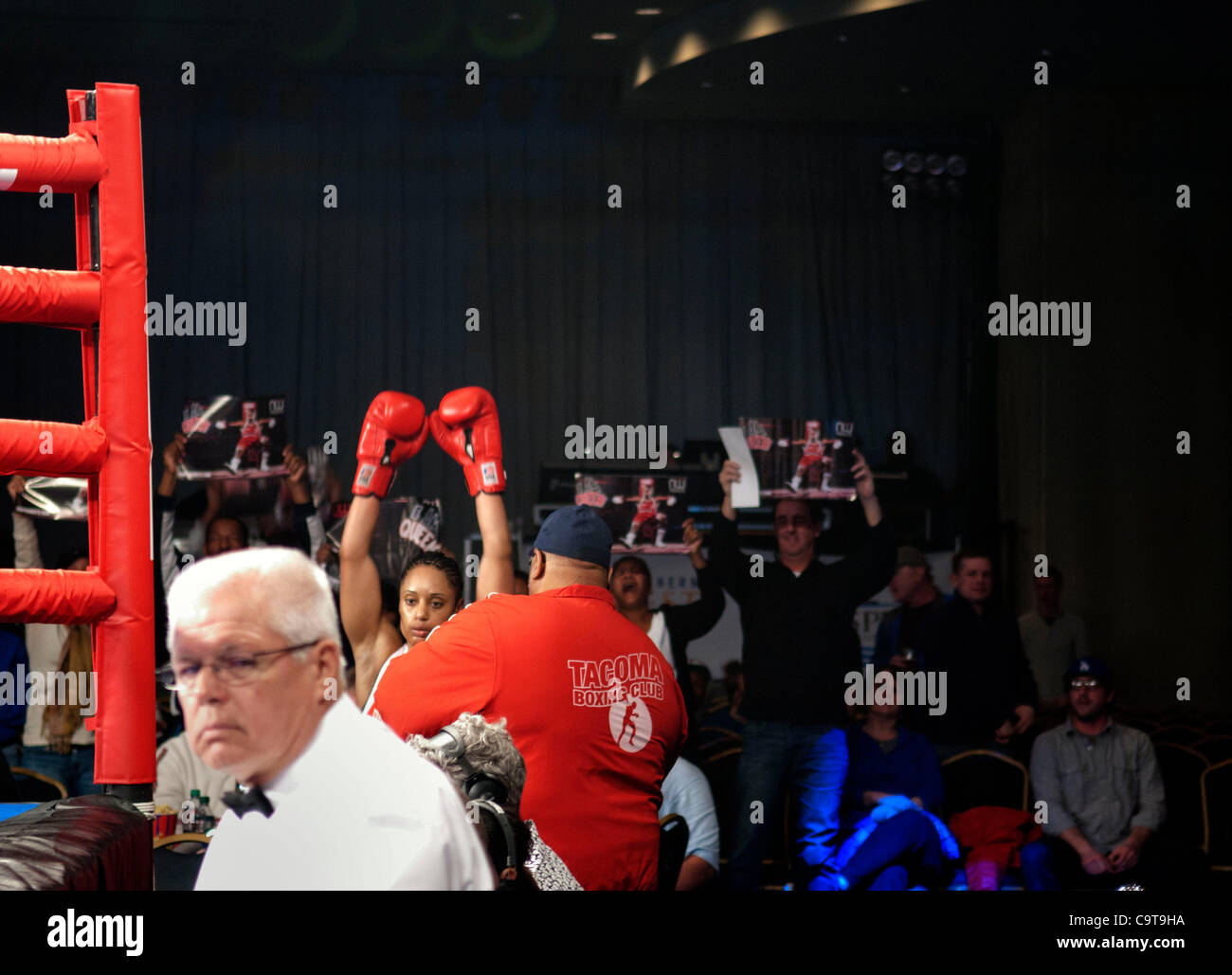 Womens boxing ring hi-res stock photography and images - Alamy