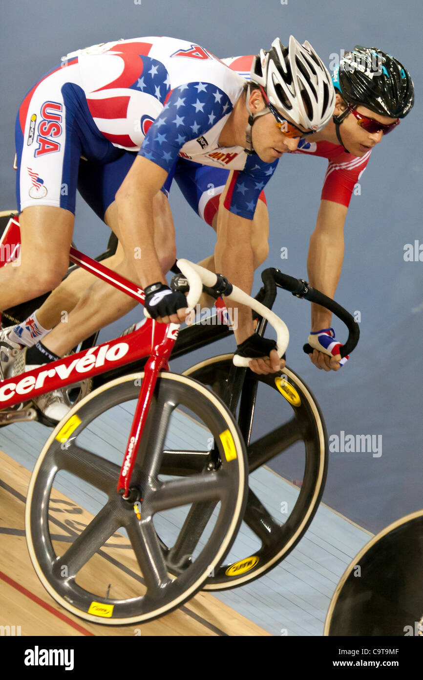 Benjamin SWIFT (GBR), Bobby LEA (USA) competing in the Men's Omnium ...