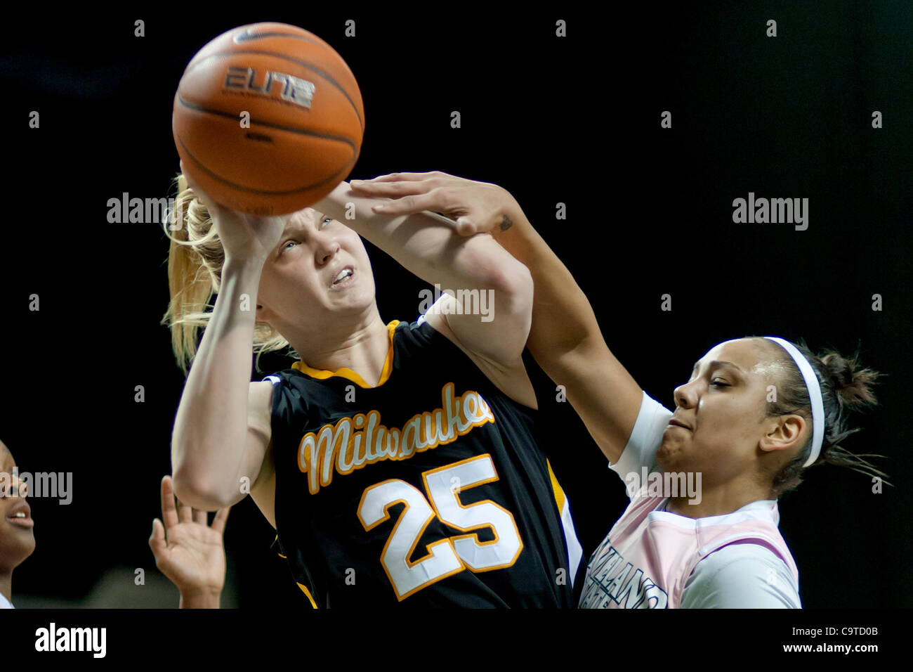 Feb. 18, 2012 - Cleveland, Ohio, U.S - Milwaukee center Courtney ...