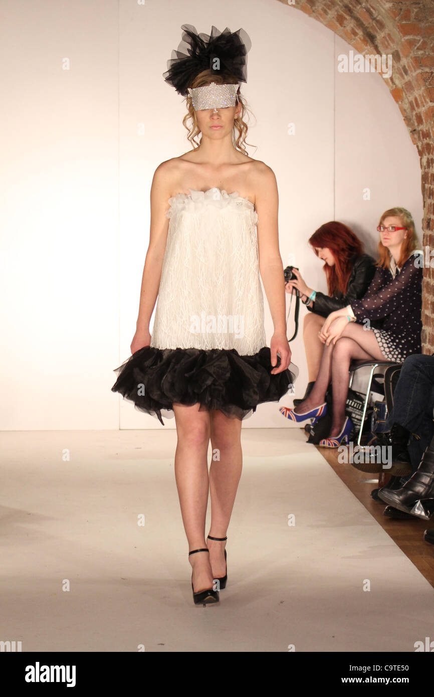 Luna Sky returns to showcase at A La mode in the shows 7th consecutive ...