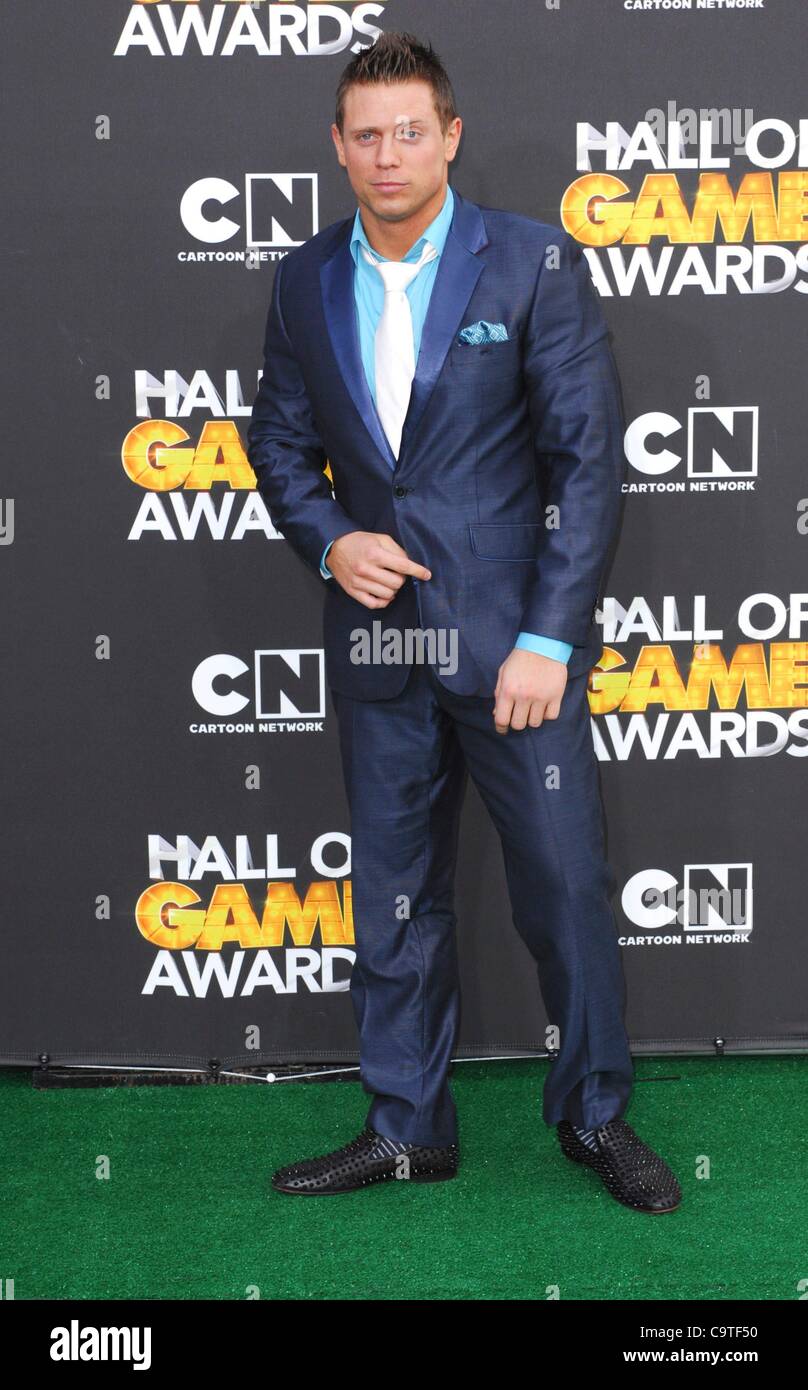 2012 cartoon network hall game awards hi-res stock photography and ...
