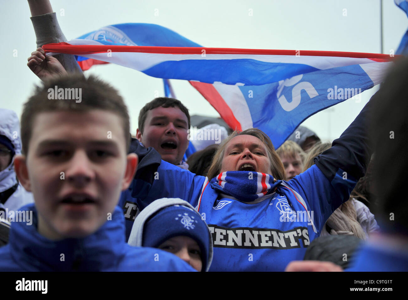 Rangers supporters hi-res stock photography and images - Alamy