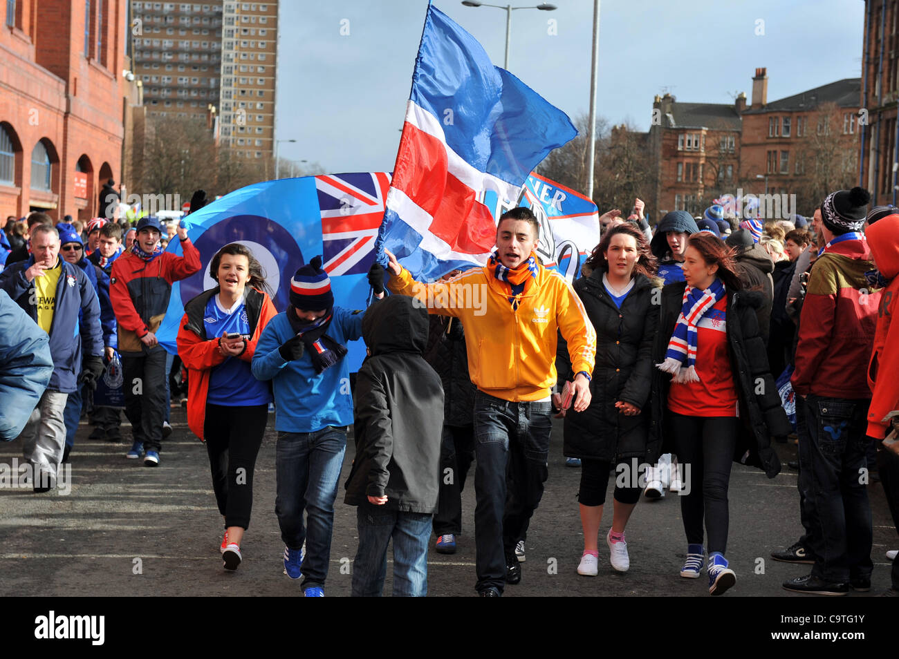 Rangers fc fans hi-res stock photography and images - Alamy