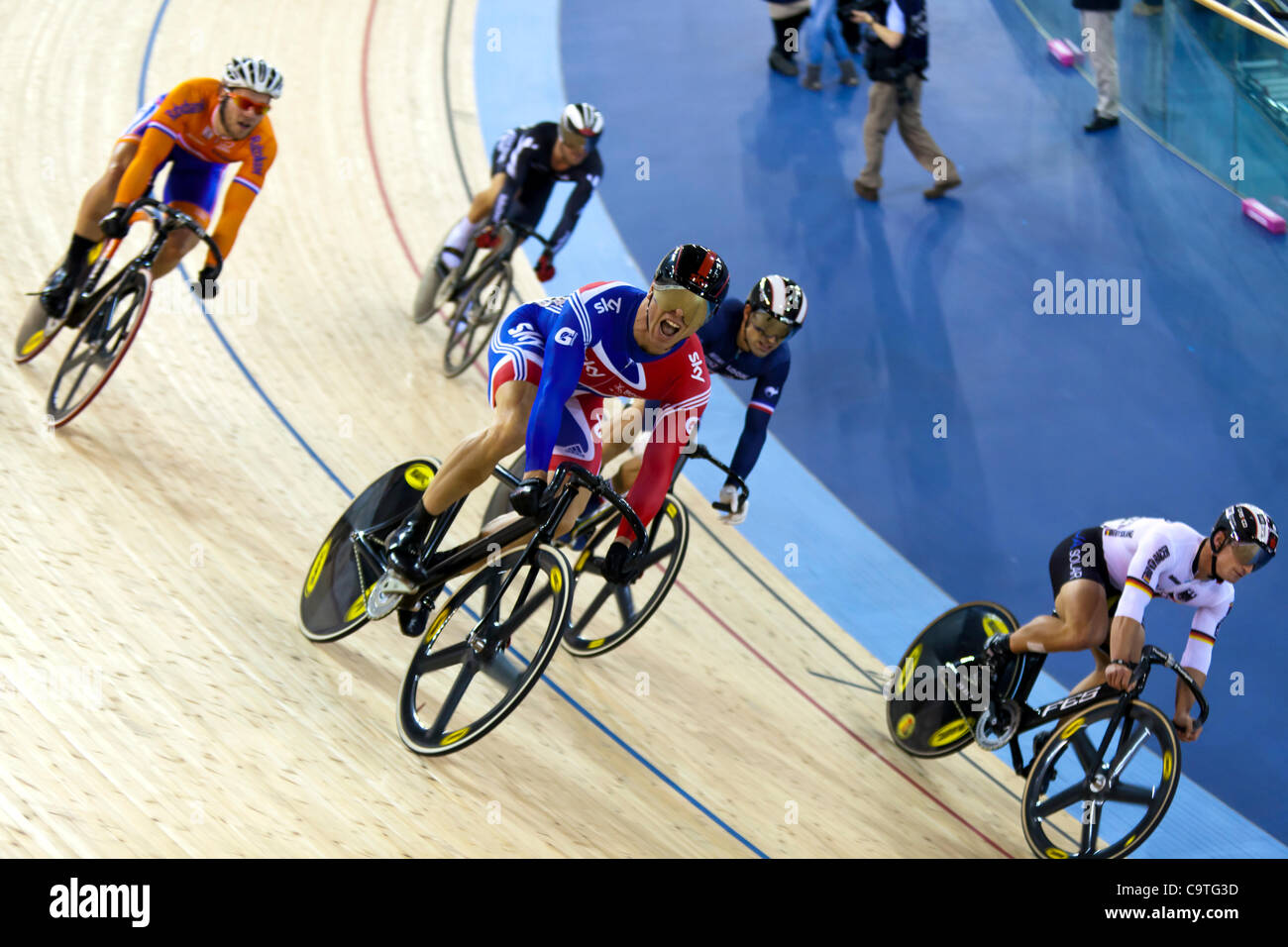 Mens keirin final hi-res stock photography and images - Alamy