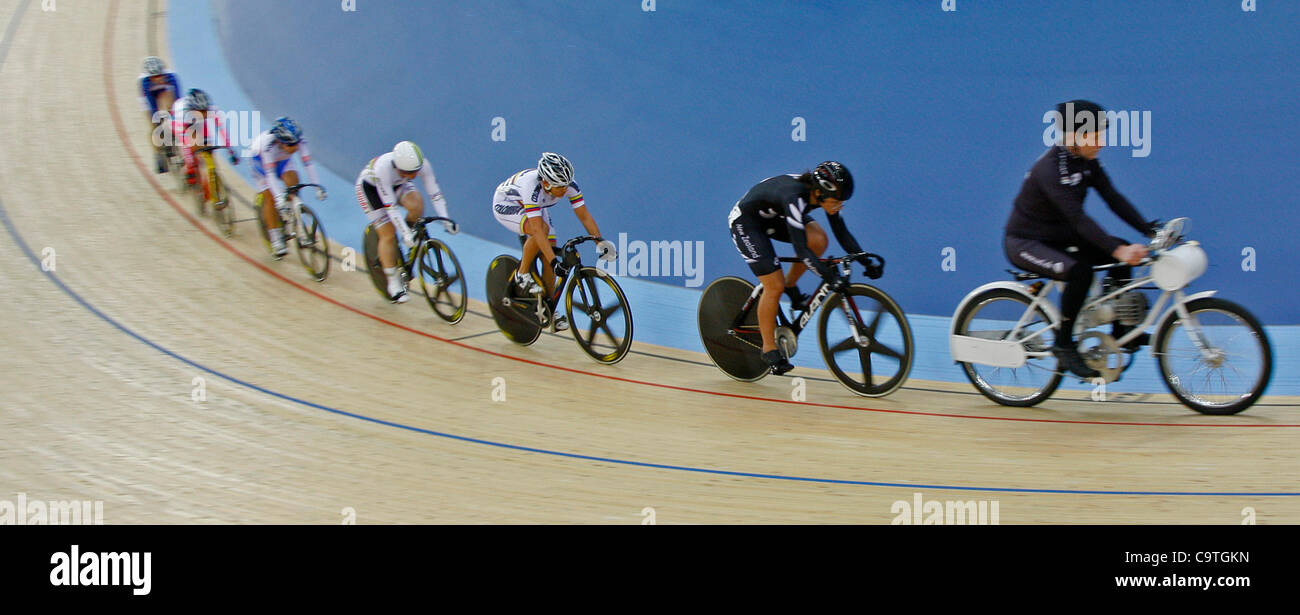 19.02.2012 London England. General view of the womens keirin at the UCI ...