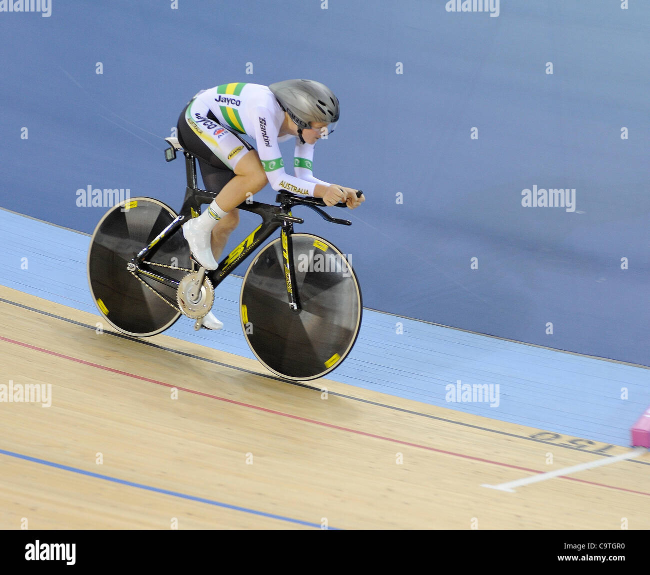 London, England, 12-02-18. Amy CURE (AUS) in the bronze medal race for ...