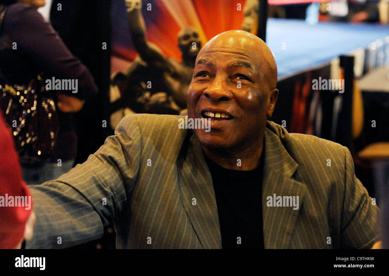 Earnie shavers hi-res stock photography and images - Alamy