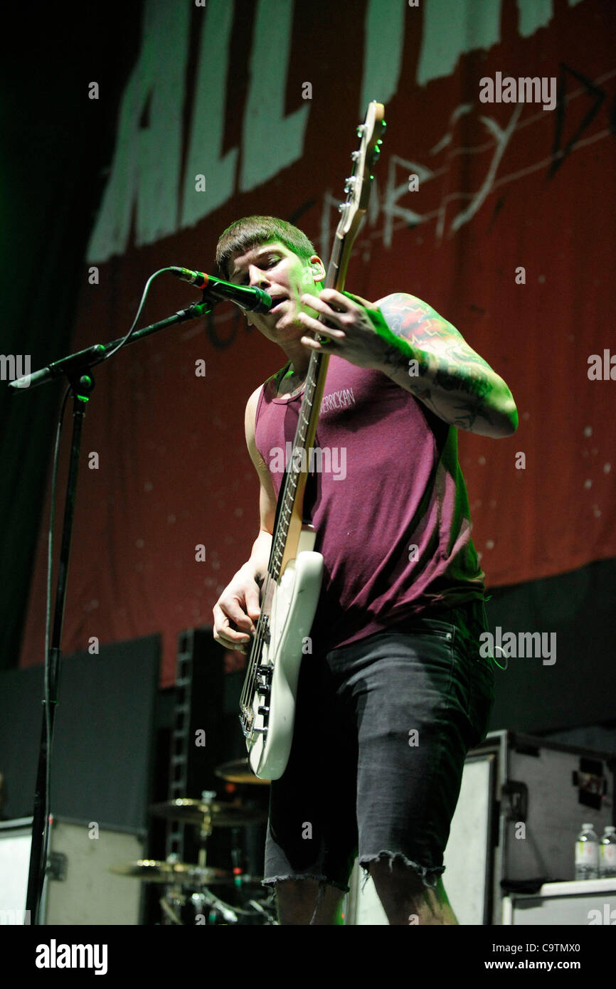 Zack merrick all time low hi-res stock photography and images - Alamy