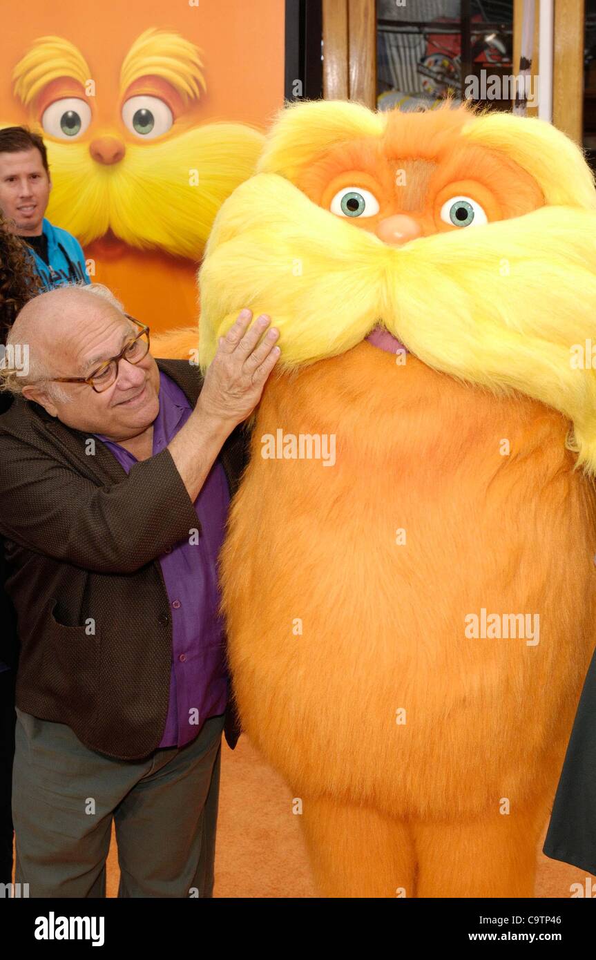 Feb. 19, 2012 - Hollywood, California, U.S. - Danny DeVito and The ...