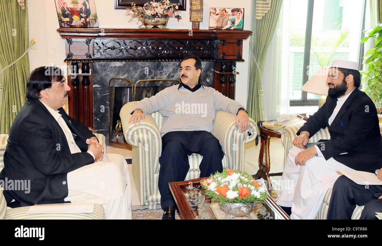 Prime Minister, Syed Yousuf Raza Gilani in meeting with Senators from ...