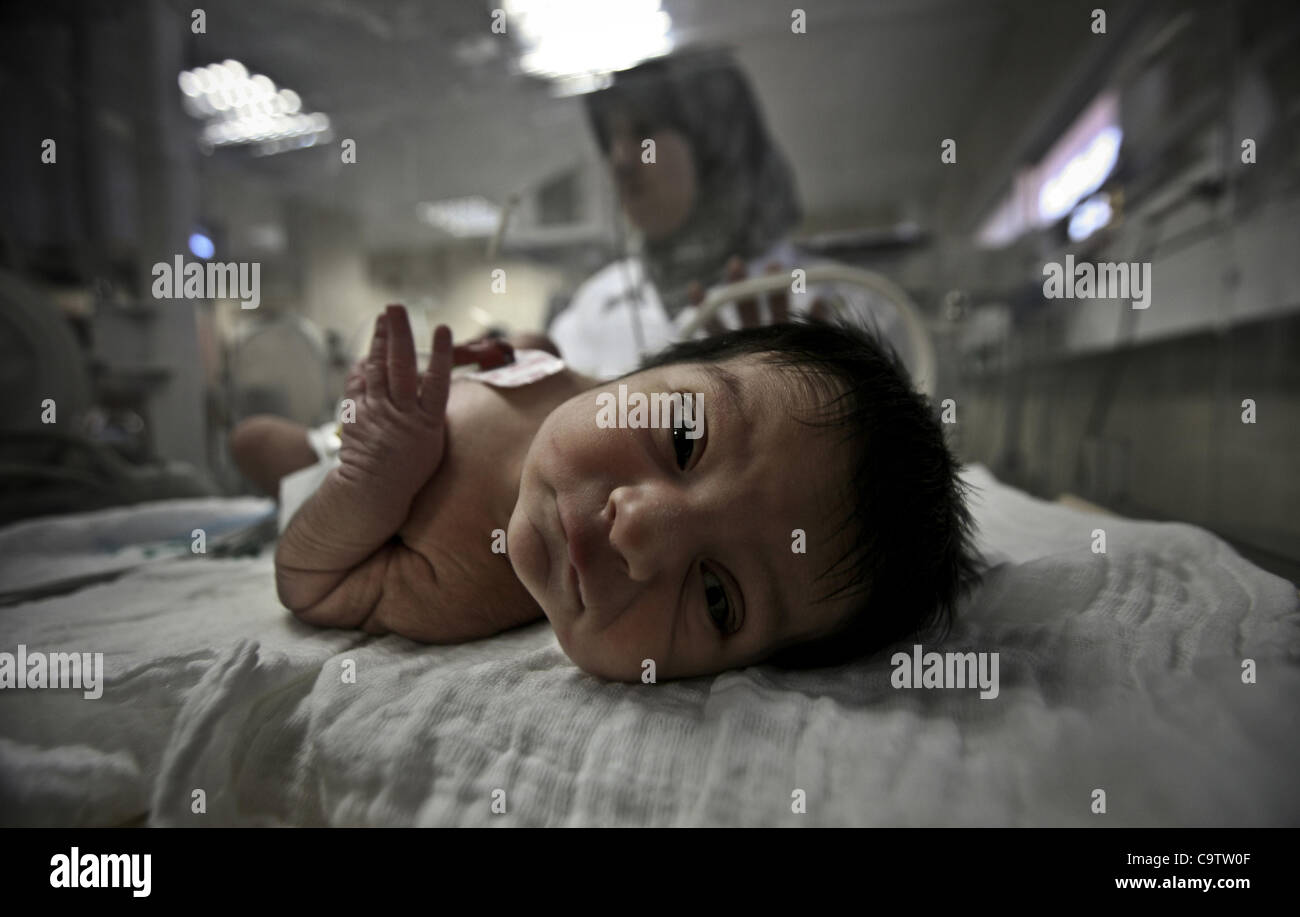 Feb. 20, 2012 - Gaza City, Gaza Strip - A nurse attends to a ...