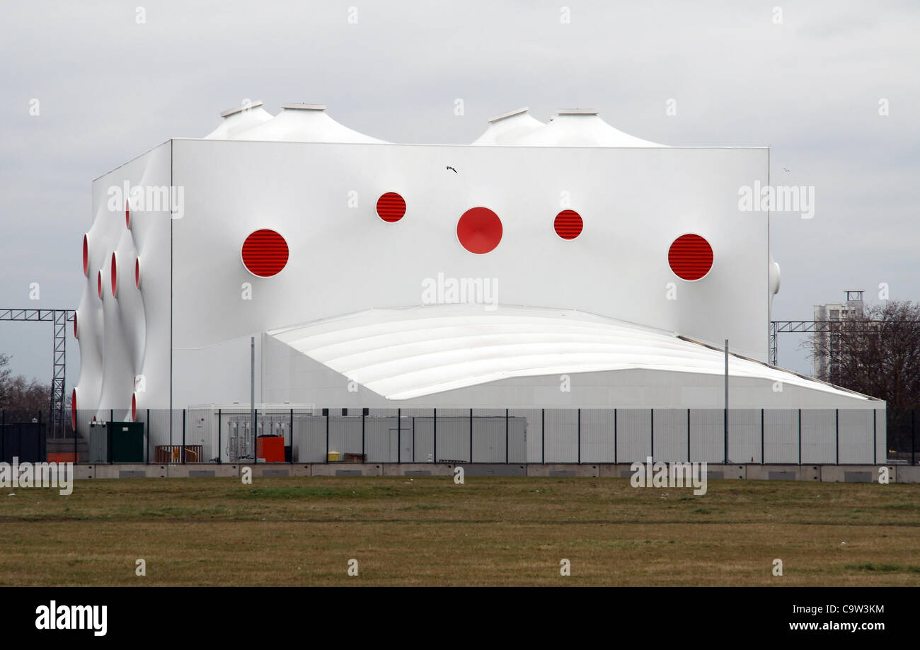 London artillery barracks hi-res stock photography and images - Alamy