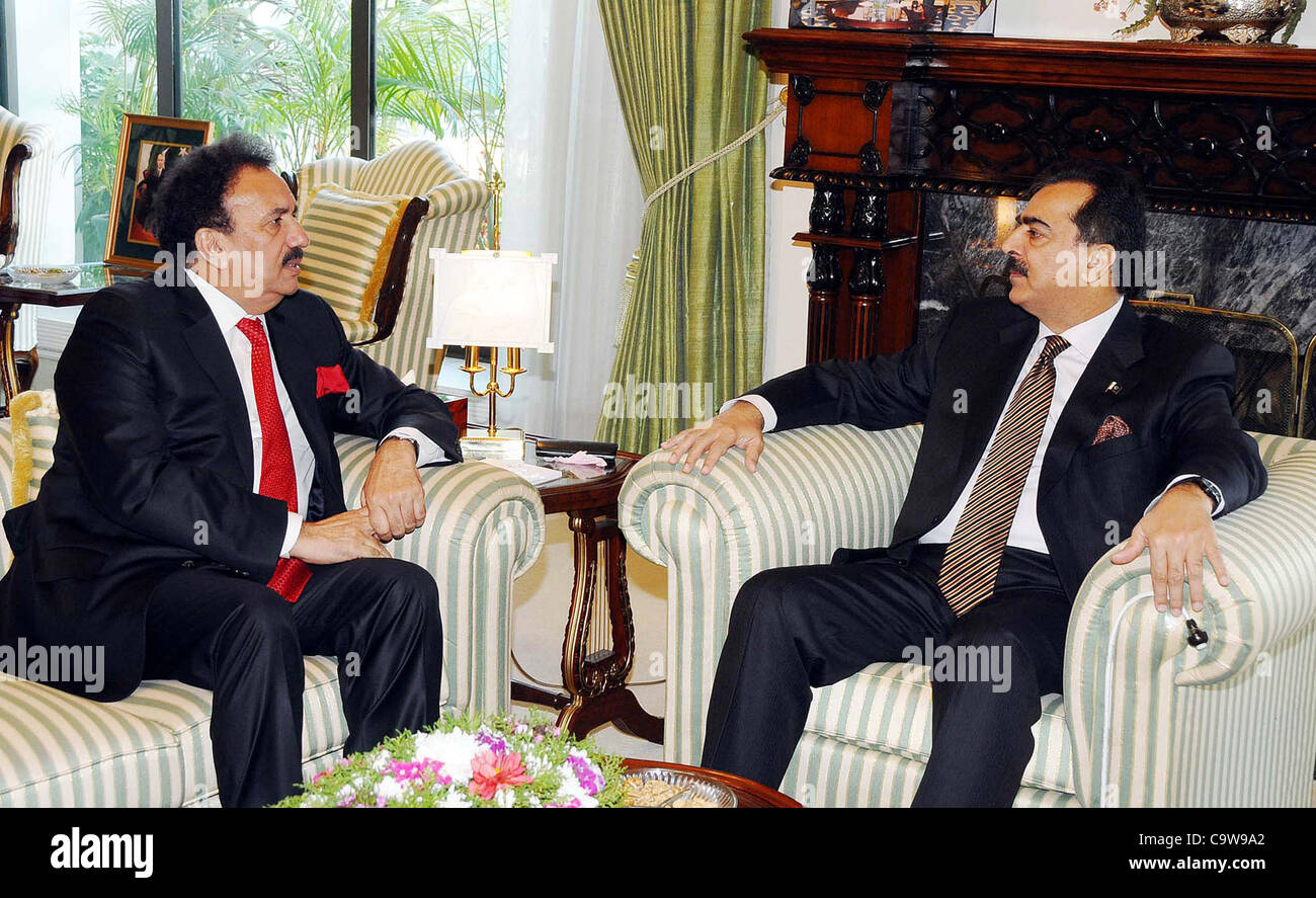 Prime Minister, Syed Yousuf Raza Gilani talks with Federal Minister for ...
